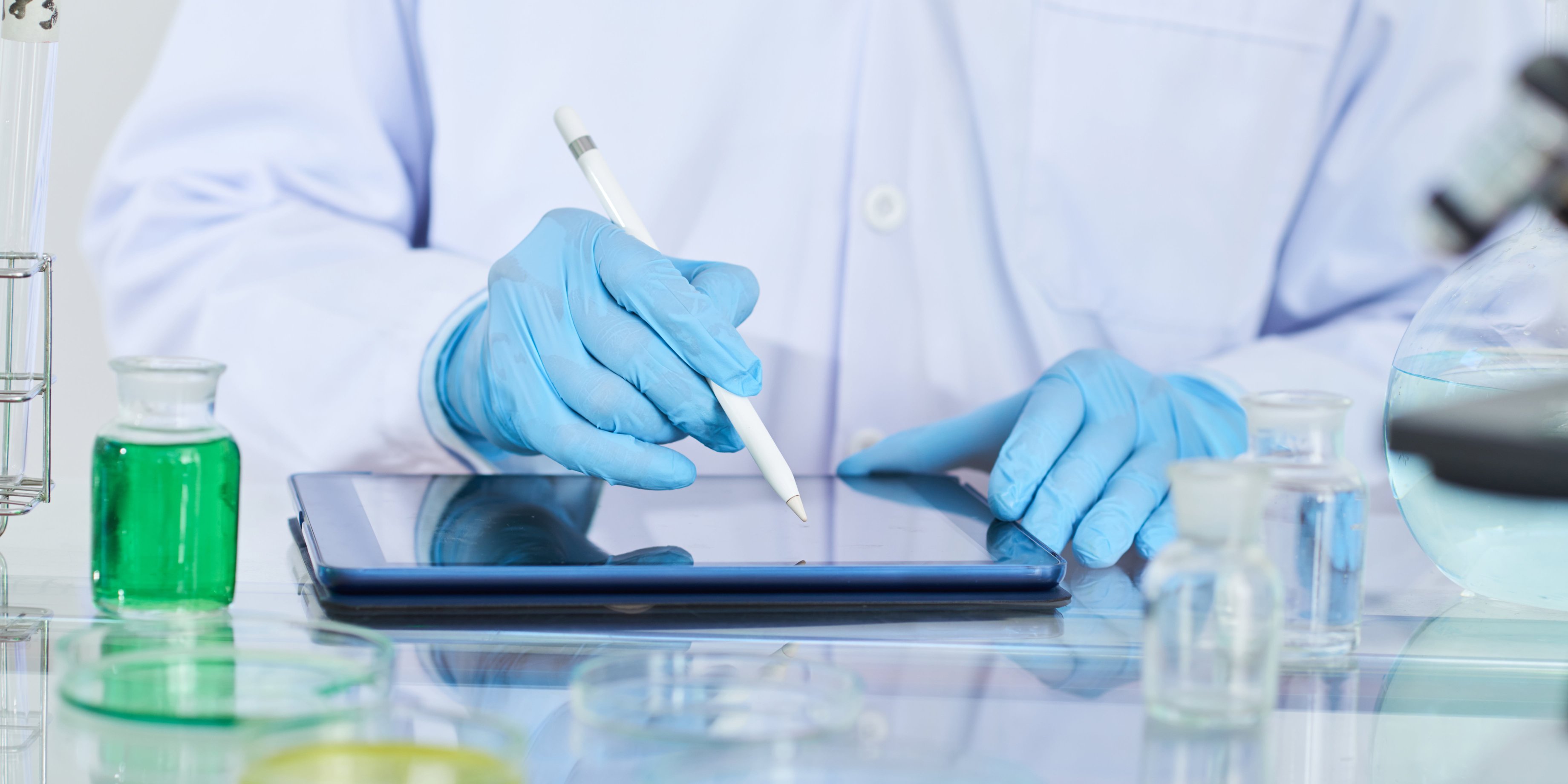 La gestion des réactifs de laboratoire avec l’application mobile LIMS